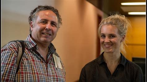 Nirgendwo so glücklich wie am Klavier Interview mit Julia Kadel