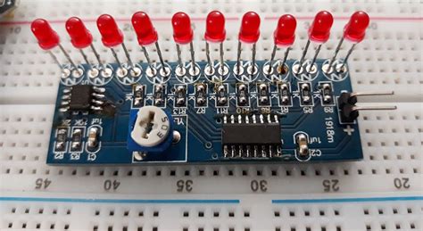 Cd4017 And Ne555 Light Chaser Circuit · One Transistor