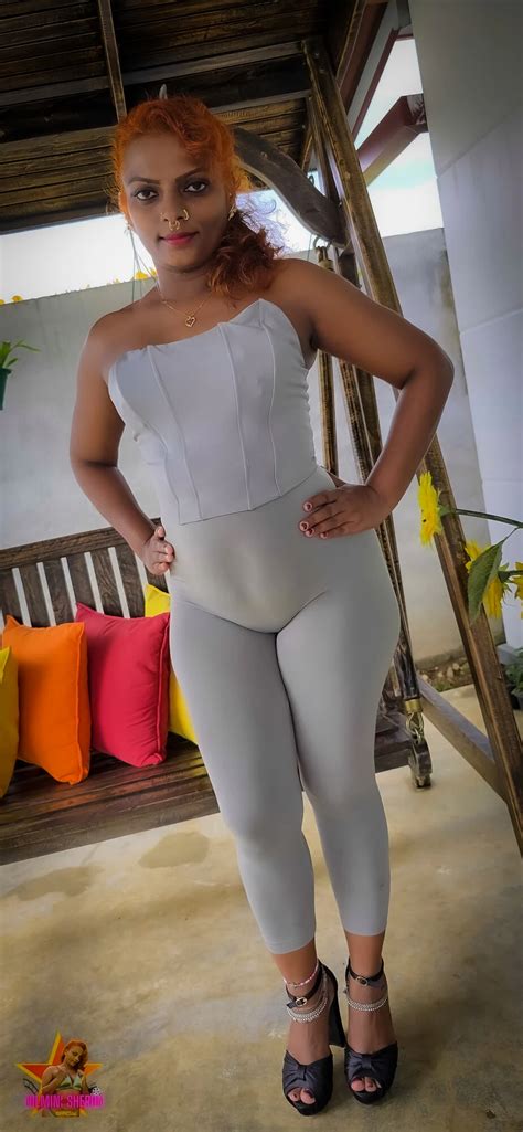 性感色情照片：免費性愛照片中的裸體女性 Xhamster