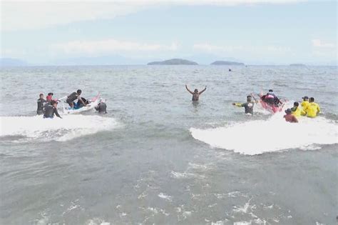 Sa Kabila Ng Oil Spill Karera Ng Mga Bangka Tuloy Sa Calapan Abs Cbn