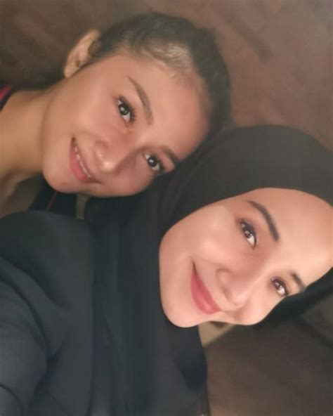 Profil Dan Biodata Zaskia Sungkar Plus Foto Lengkap GudangPemain