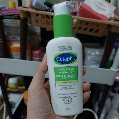 Jual Cetaphil Daily Facial Moisturizer Spf 15 Pa 118ml Shopee Indonesia