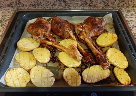 Pierna De Cordero Lechal Al Horno Receta De Desy Raggarambi Cookpad