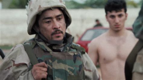 Auscaps Nude Extras In Generation Kill 1 06 Stay Frosty