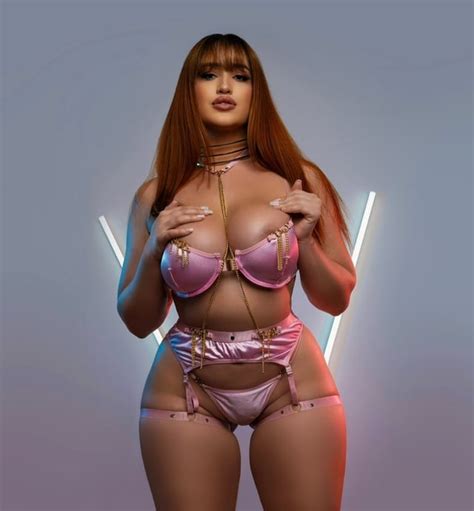 Nia Bleu 🥵 R Trueart254