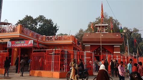 Bade Hanuman Ji Temple