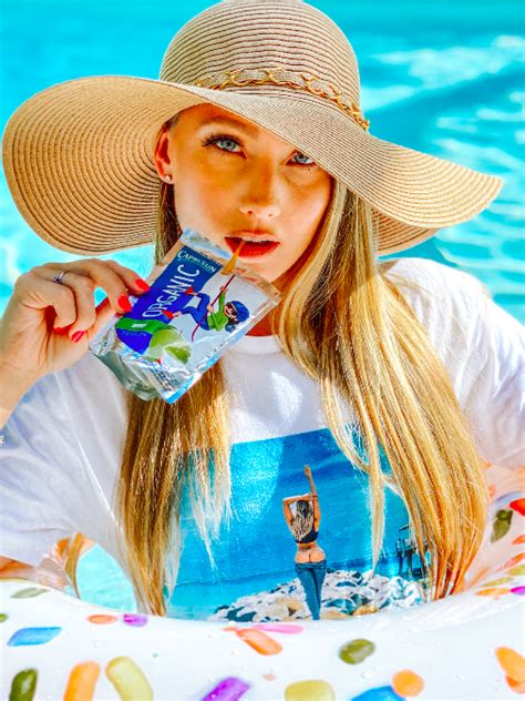 Instagram Star Aj Applegate One Of My Proudest Moments Was When I Founded Ajs Merch