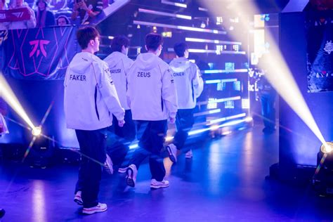 Worlds Resultados do dia da Fase Suíça Mais Esports