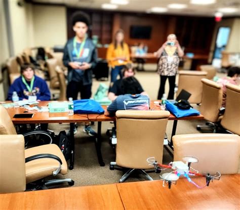 24 High School Students Earned Their Faa Trust The Recreational