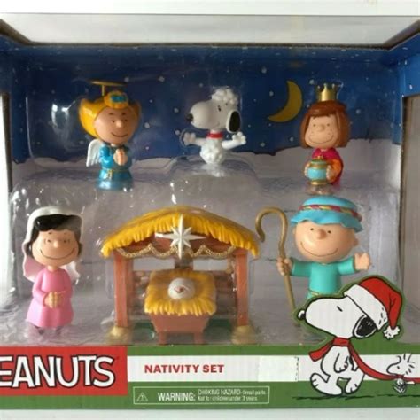 Peanuts Nativity Set Set Charlie Brown Snoopy Peanuts Nativity Set