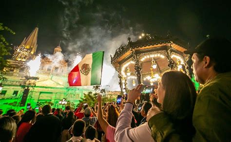 Jalisco celebra la Independencia con sonoro grito de Viva México