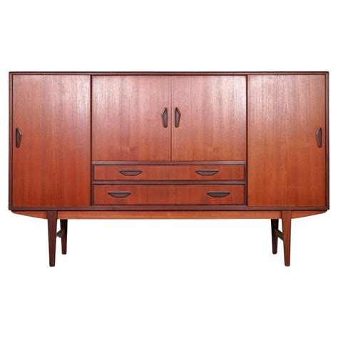 Danish Mid Century Modern Teak Sideboard With Bar For Sale At 1stdibs