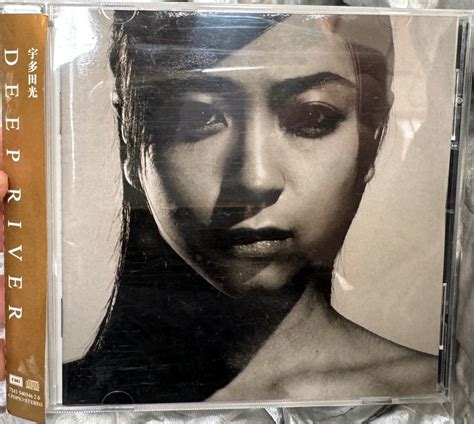 宇多田光 Utada Hikaru Deep River Cd 港版 附側紙 歌詞畫冊本 及 中文歌詞紙 興趣及遊戲 音樂、樂器 And 配件 音樂與媒體 Cd 及 Dvd