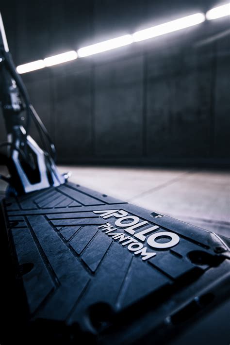 Apollo Phantom V2 Electric Scooter In Stock Enjoy The Ride