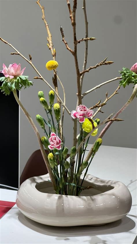 Kerstbloemstuk In Vaas