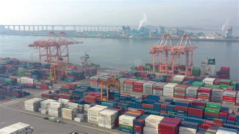 ASAN SOUTH KOREA OCTOBER 16 2024 Busy Container Terminal
