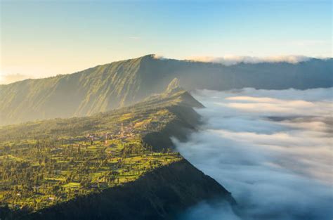 Valcano Banco De Fotos E Imágenes De Stock Istock