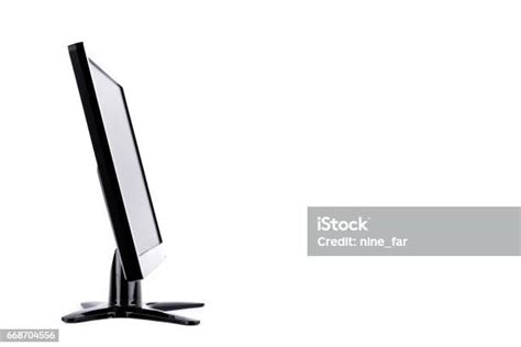 흰색 배경 하드웨어 데스크톱 기술 절연에 스크린 Led 모니터 컴퓨터 디스플레이 Hd 포맷에 대한 스톡 사진 및 기타 이미지