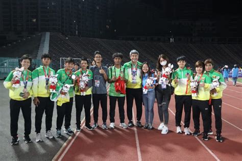 ဆီးဂိမ်းအမျိုးသမီးဘောလုံးပြိုင်ပွဲတွင် မြန်မာအသင်း ငွေတံဆိပ်ရရှိ Pct News Homepage