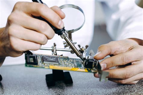 Emgineer Bilder Durchsuchen 39 Archivfotos Vektorgrafiken Und Videos