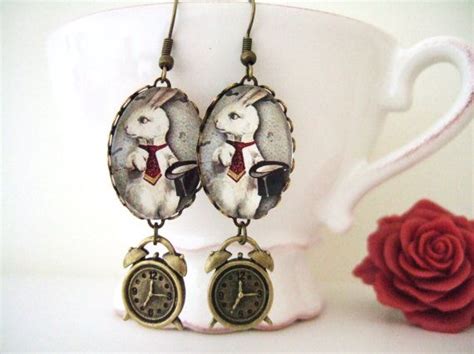 Bdo Très Inspirées Dalice Au Pays Des Merveilles Mignon Steampunk Earrings Rabbit Earrings