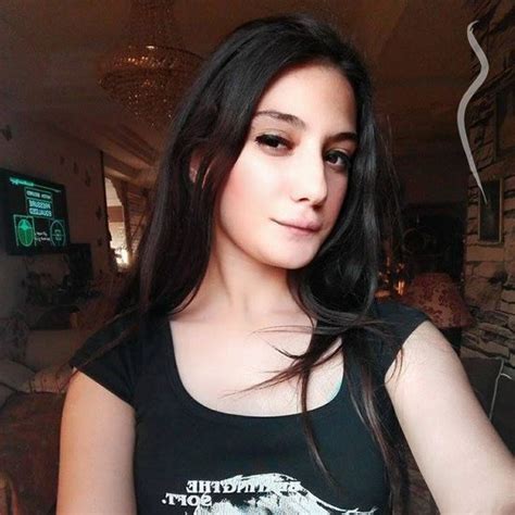 Kenza A Model From Tunisia Model Management