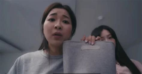 ‘군인조롱 138만 유튜브 채널 ‘싱글벙글 결국 사과문 올렸다