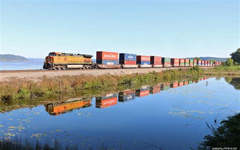 Bnsf Railway Freight Trains Desktop Wallpapers Hd 2k 4k 5k Ultra Hd