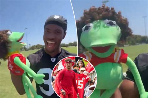 Raiders Troll Patrick Mahomes Chiefs With Kermit Doll — Before Trainer