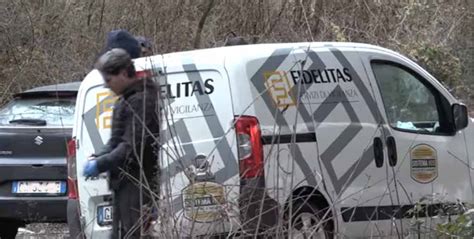 Rapina A Un Furgone Portavalori Ad Arezzo Bottino Da 400000 Euro