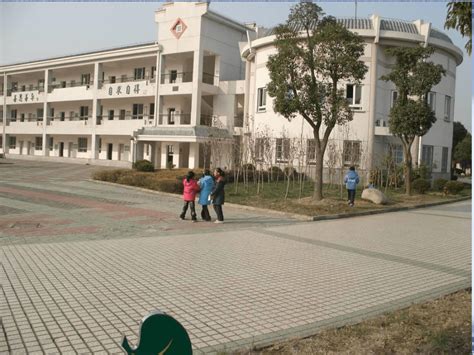 《我是校园小导游》（课件）共30张ppt全国通用五年级上册综合实践活动21世纪教育网 二一教育