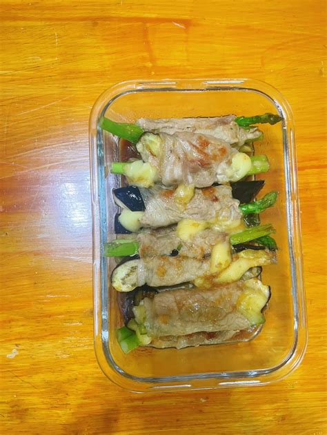 ナスアスパラチーズ肉巻き By とことこの部屋 【クックパッド】 簡単おいしいみんなのレシピが395万品