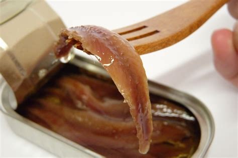 アンチョビが手軽に料理に使えるね。アンチョビの缶詰35g。 ＠100均 ダイソー