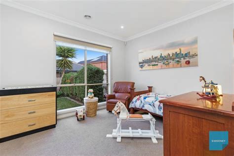 87 Tenterfield Drive Burnside Heights Sweeney Estate Agents