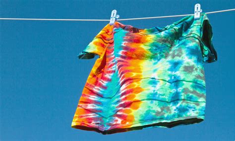 DIY: как покрасить одежду в домашних условиях | theGirl