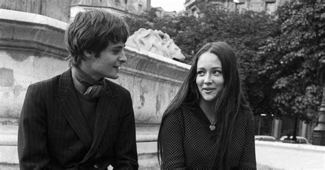 Leonard Whiting And India Eisley Pay Tribute To Olivia Hussey After Her