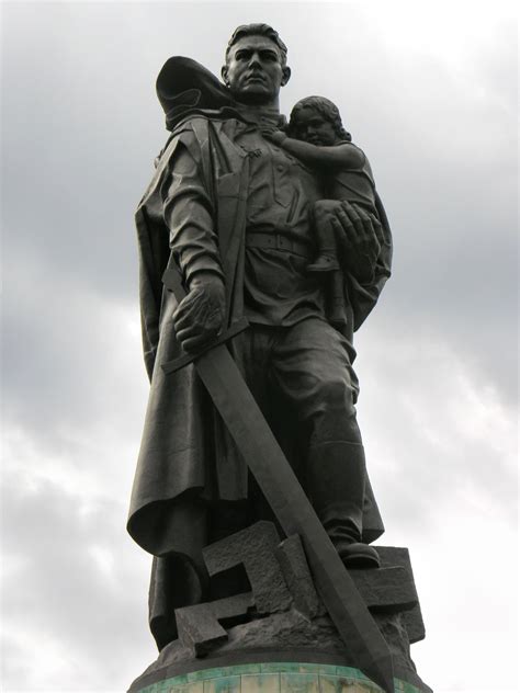 238 Best Battle Of Berlin Images On Pholder History Porn Wwiipics And Tank Porn