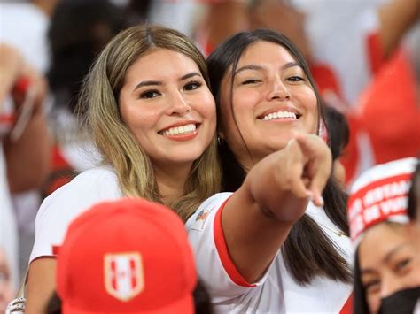 Las Fotos Que Reflejan El Impresionante Aliento De Los Hinchas Peruanos