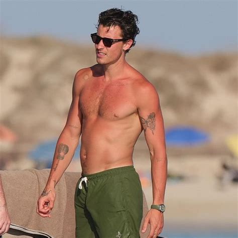 Omg First Mate Shawn Mendes Goes Shirtless In Ibiza During Vacation