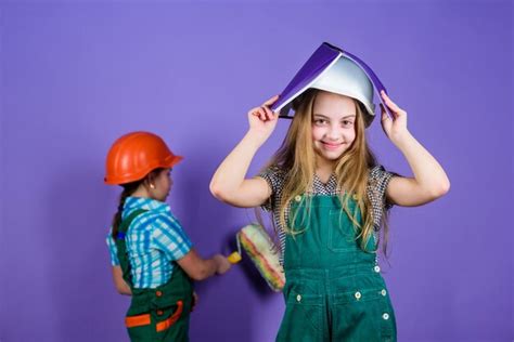 Repintar paredes mudarse a un nuevo apartamento niños hermanas renuevan
