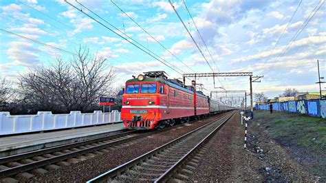 ВЛ10-1834 С ПОЕЗДОМ МОСКВА-СЕВАСТОПОЛЬ ПРОСЛЕДУЕТ ПЛАТФОРМУ 1457 ...