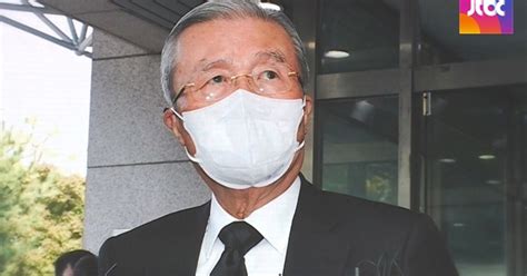 윤석열에 힘 실어준 김종인홍준표 또 도사 나왔네