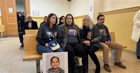 Ardèche Mort De Nolan 8 Ans Percuté Par Un Car Le Conducteur Relaxé