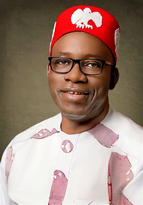 Anambra State Governor Awards New Contracts For Facelift To Combat