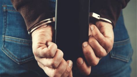 За дебош и кражу на Одесчине судили военного — сколько дали Читайте на Ukr Net