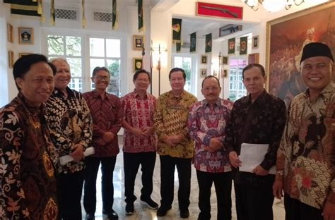 Temui Prabowo Subianto Kalangan Akademisi Dorong Nama Ridwan Kamil
