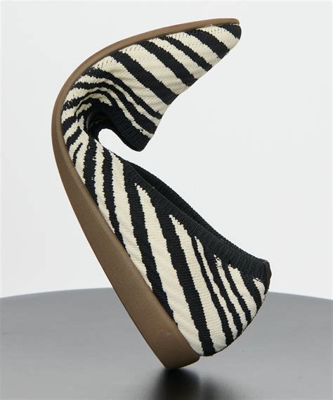 ベーシック ポインテッド パンプス Steppi（ステッピ）公式オンラインサイト