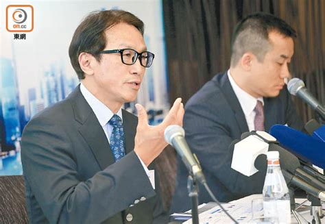 利亞多賺7 反削派息 東方日報