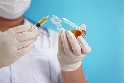 Premium Photo Picture Close Up Of Syringe And Glass Vial For