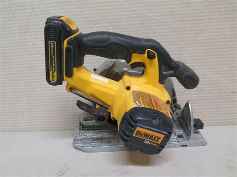 DeWalt DCS391 Cordless 6-1/2" Circular Saw, Type 3 20V Max - Oahu Auctions